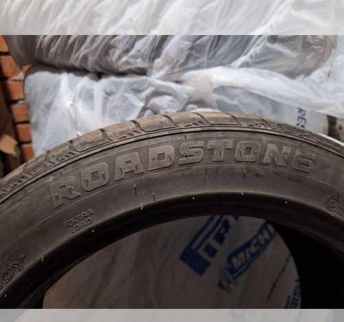 Roadstone Eurovis Sport 04 245/45 R18 100Y