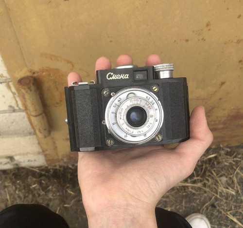 Плёночный фотоаппарат смена