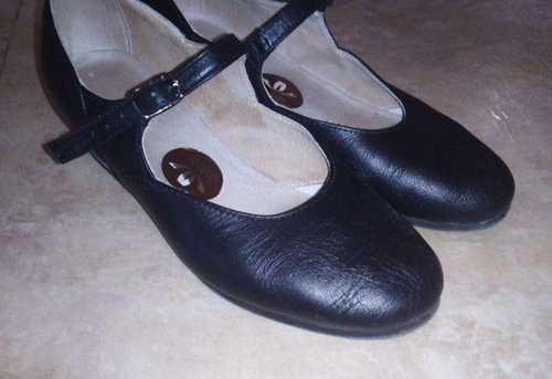 Туфли для народных танцев 33 размер