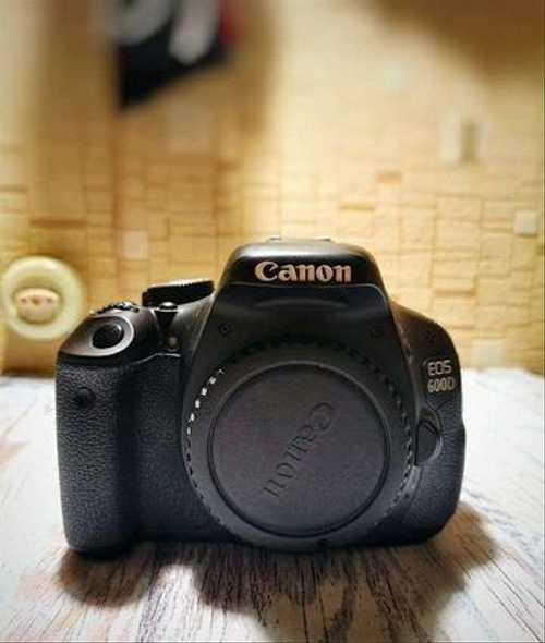 Зеркальный Фотоаппарат Canon 600d