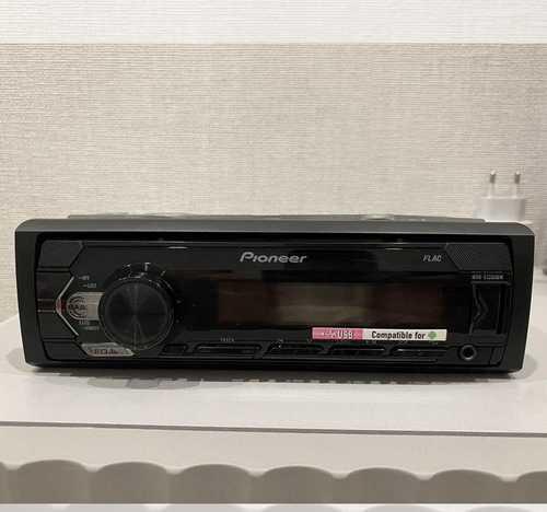 Автопроигрыватель Pioneer MVH-S120UBW