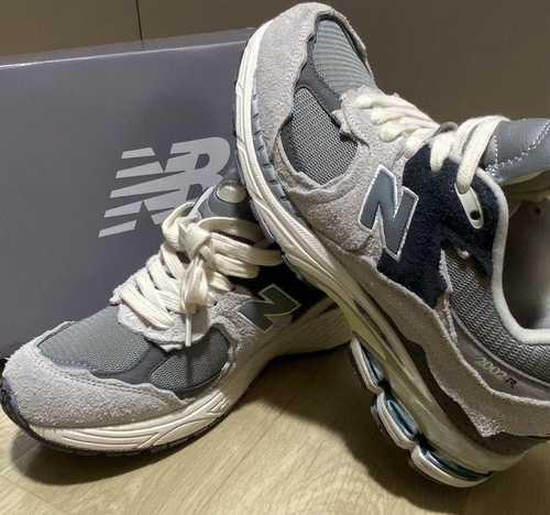 Кроссовки New Balance 2002R 44