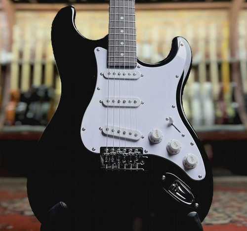 Электрогитара J&D Guitars ST-C Stratocaster SSS Black