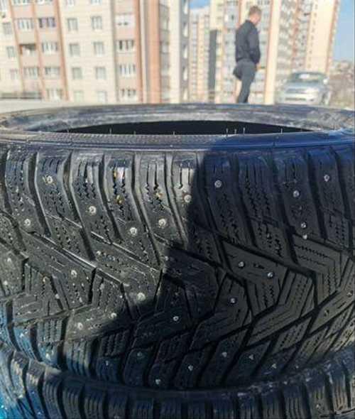 Hankook AH11 245/45 R18