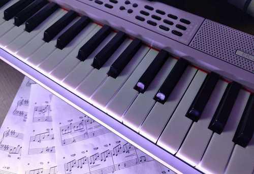Синтезатор 61 клавиша новый для обучения, но лучше