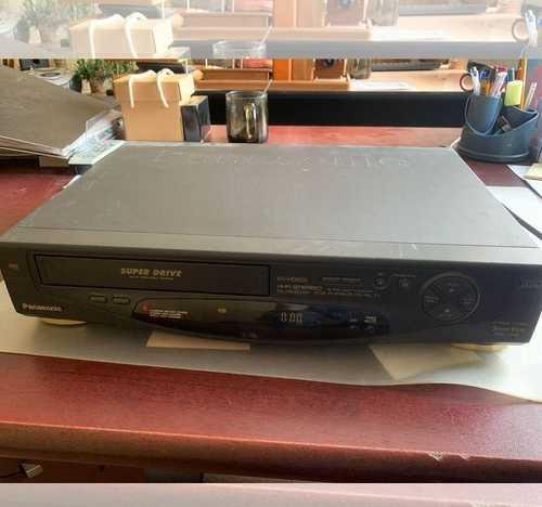 Видеомагнитофон VHS Sharp VC-780E