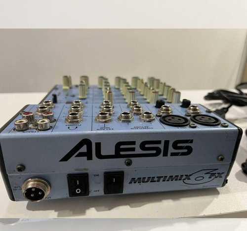 Микшерный пульт alesis Multimix 6Fx