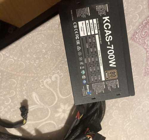 Блок питания 700w aerocool kcas