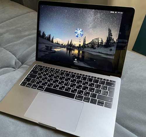 Apple macbook pro 13 2017