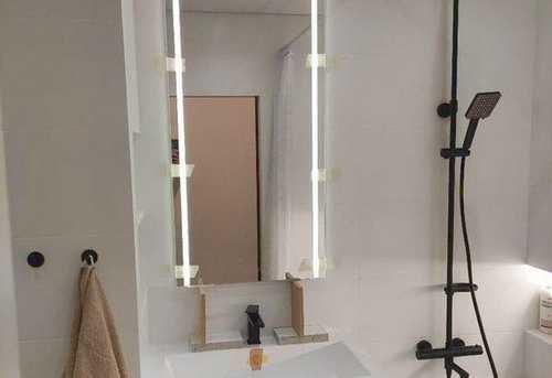 Зеркалo с LED подсветкой для ванной