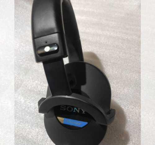 Наушники Sony MDR 7520