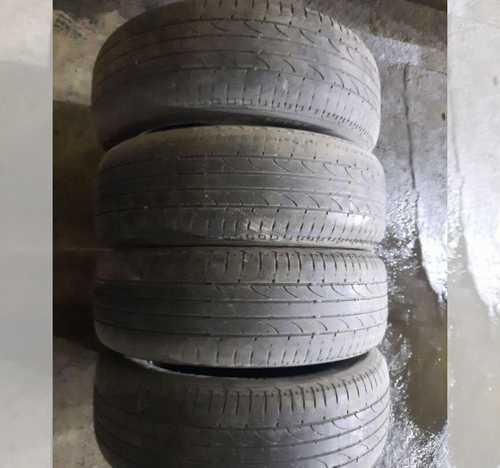 Bridgestone Dueler H/P Sport 215/60 R17 96H