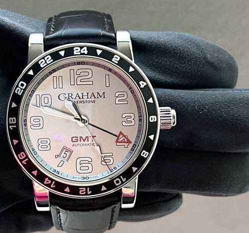 Часы Graham Silverstone GMT