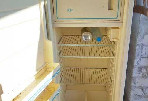 Холодильник бу Чинар