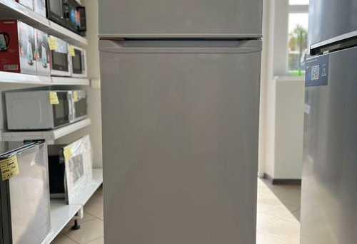 Холодильник Hi 150 см Новый