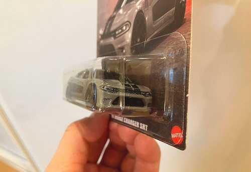 Hot Wheels '15 Dodge Charger SRT