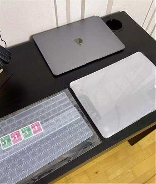 Чехол на MacBook Air