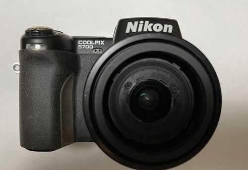 Nikon coolpix 5700