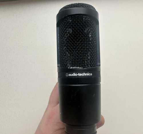 Студийный микрофон audio technica AT2020 xlr