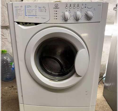 Стиральная машина indesit wisl103