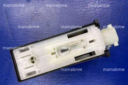 Сервопривод замка двери BMW E39 E38