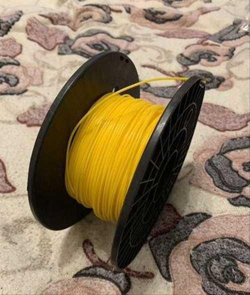 Пластик для 3D принтера желтый