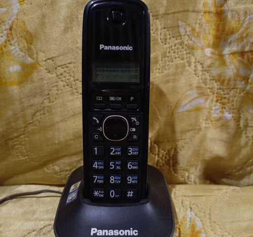 Стационарный телефон panasonic