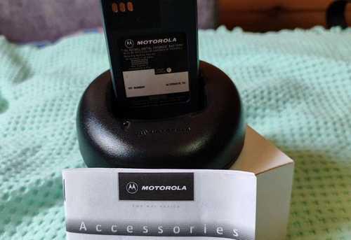 Зарядное устройство Motorola pmtn4034A