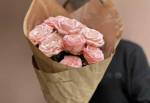Букет цветов «Флирт» (Роза кустовая пионовидная)