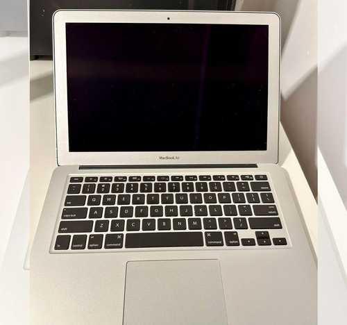 Apple MacBook Air 13" (mid 2011) 1.7Ghz