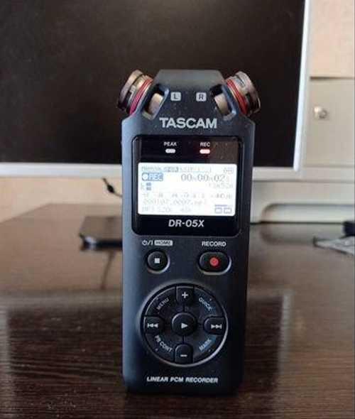 Аудиорекордер Tascam DR-05x