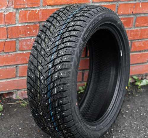 Zmax Winternova Stud II 235/50 R19 103T