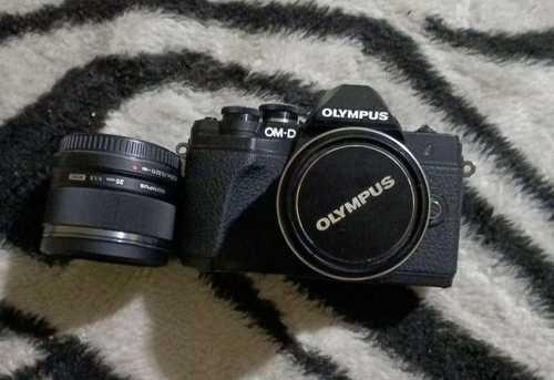 Зеркальный фотоаппарат Olympus om-d