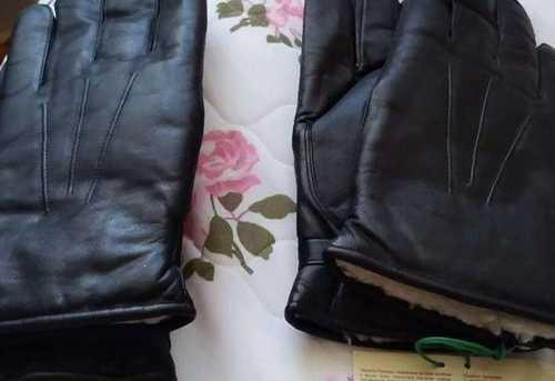 Мужские кожаные перчатки с шерстяной подкладкой