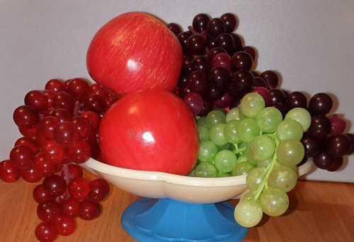 Ваза с фруктами искусственными
