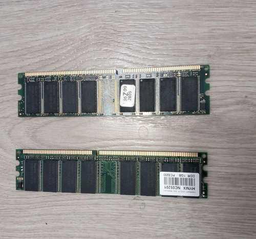 Оперативная память hynix 1GB (PC3200)