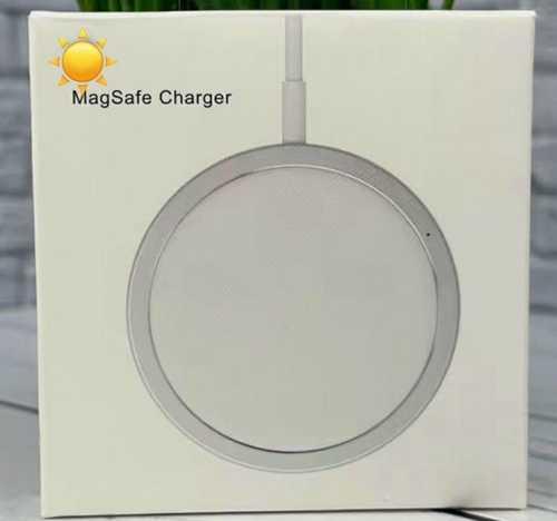 Беспроводная зарядка MagSafe Charger