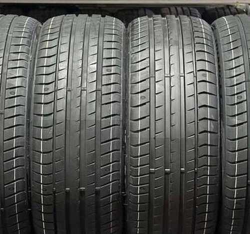 Triangle EffeXSport TH202 275/40 R20