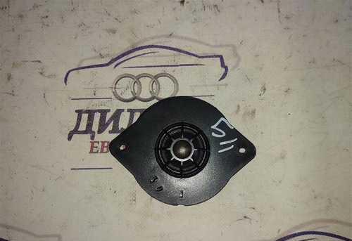 Динамик Audi Q5