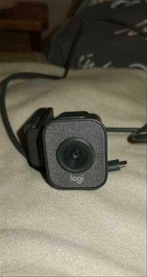Вебкамера streamcam logitech fullHD