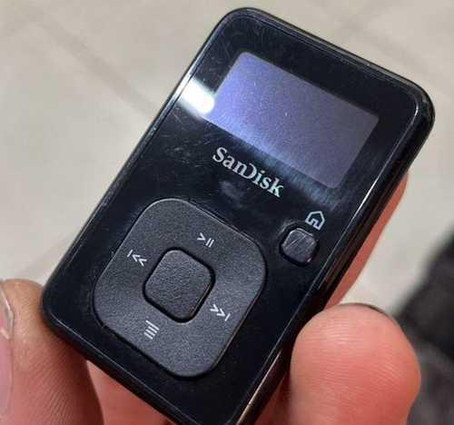 Mp3 плеер sandisk sansa clip 