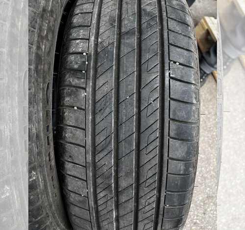 Kumho Solus HS63 225/55 R18