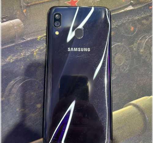 Samsung Galaxy A30, 3/32 ГБ