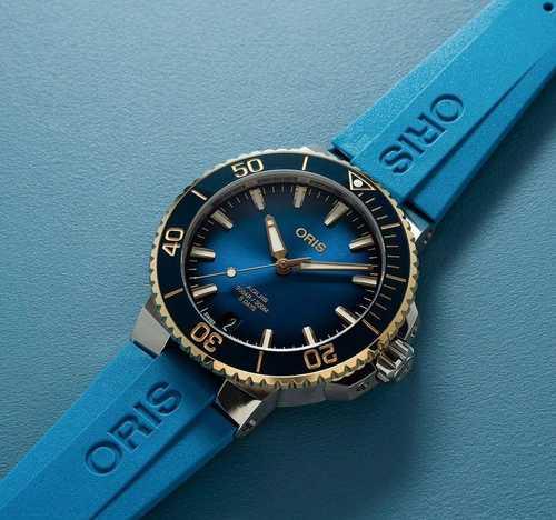 Oris aquis date calibre 400