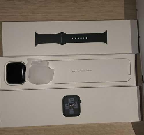 Apple watch SE (2nd gen) 44mm M/L
