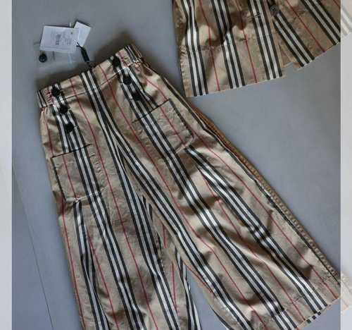 Костюм Burberry