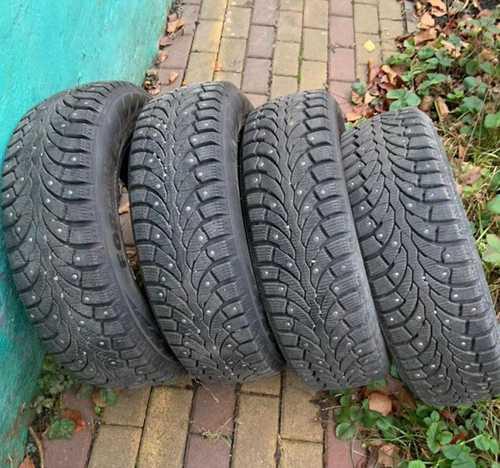 Pirelli Formula Ice 185/65 R15 и 185/65 R15