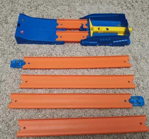 Hot wheels трек