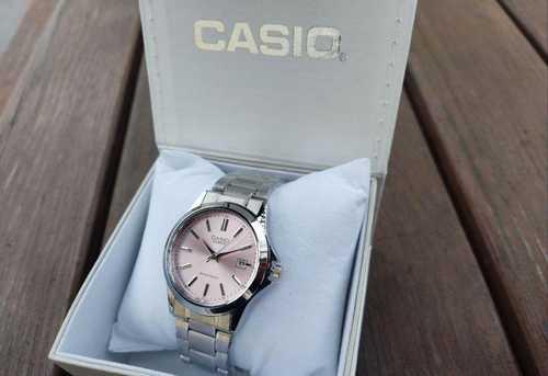 Casio Quartz water resist женские