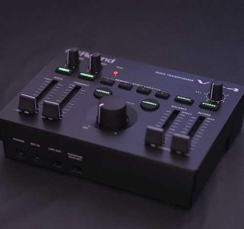 Roland VT-4